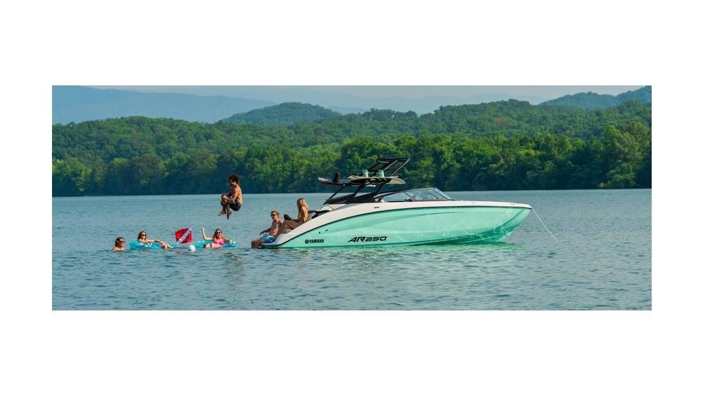 New 2024 Yamaha AR250 For Sale in Miami, FL - 5029062597 - Boatmart